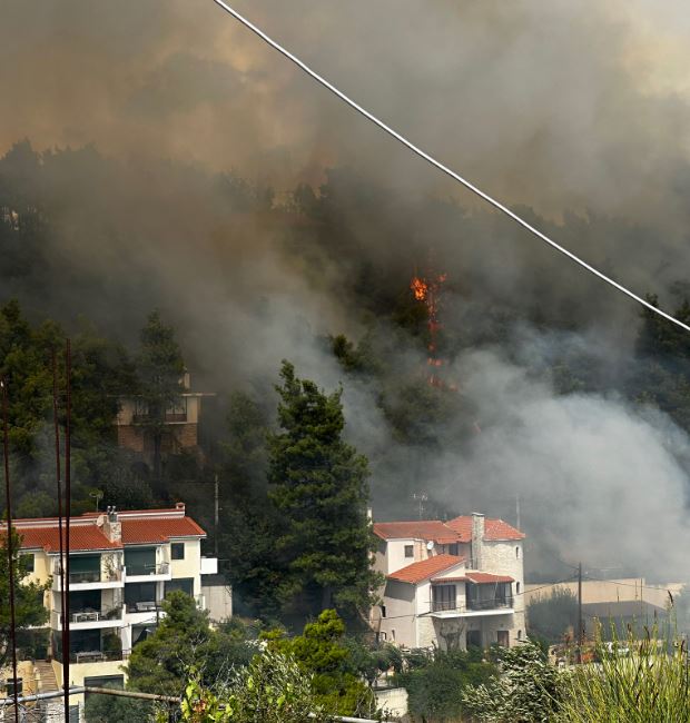 Μεγάλη ΦΩΤΙΑ ΤΩΡΑ στη Σταμάτα! Μήνυμα ετοιμότητας από το 112 – Ποιοι ...