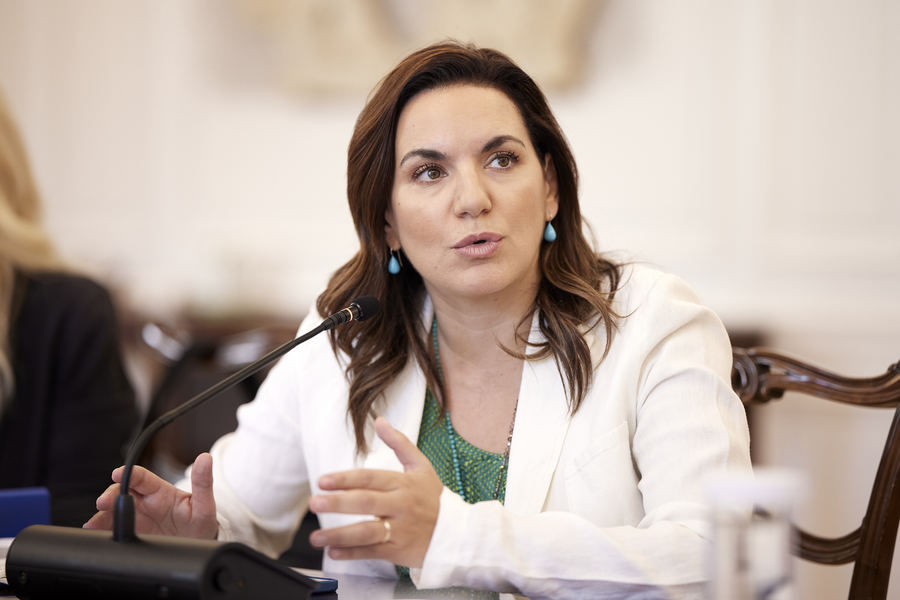Ολγα Κεφαλογιάννη: Η βιωσιμότητα, η ισορροπία και το μέτρο είναι η ...