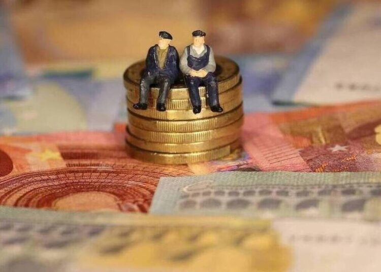 ΕΚΤΑΚΤΗ είδηση για ΣΥΝΤΑΞΕΙΣ 2023! Εξαγγέλλονται ΑΝΑΔΡΟΜΙΚΑ και ΔΩΡΑ ...