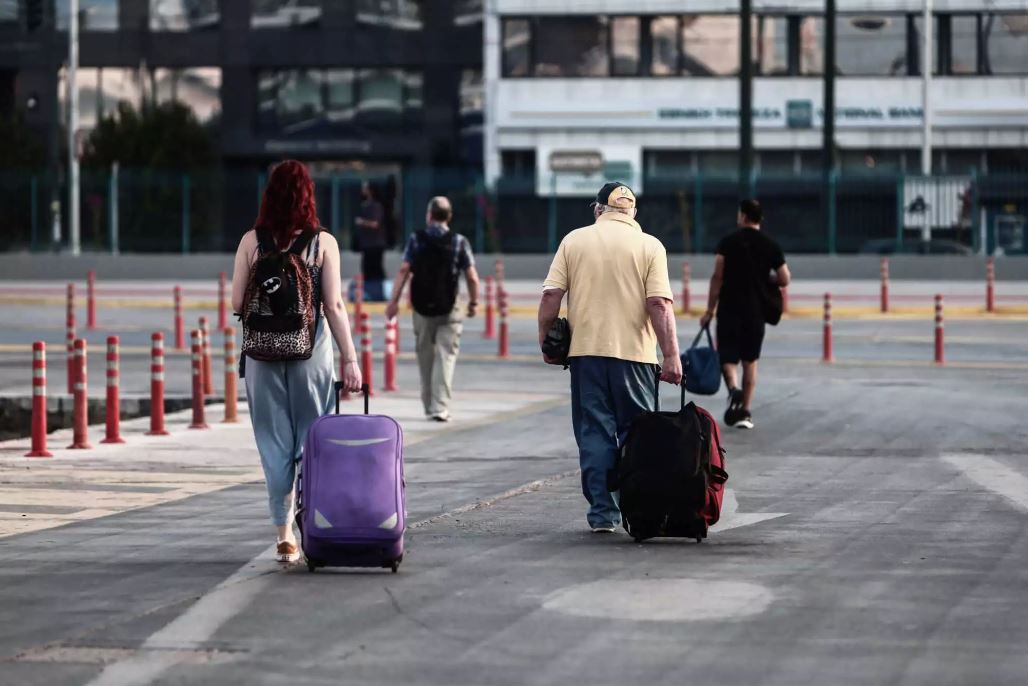 ΤΙ ΣΥΝΕΒΗ ΣΤΟΝ ΘΕΣΣΑΛΙΚΟ ΚΑΜΠΟ ΠΡΙΝ ΛΙΓΕΣ ΩΡΕΣ ΜΕ ΤΙΣ ΑΠΟΖΗΜΙΩΣΕΙΣ ...